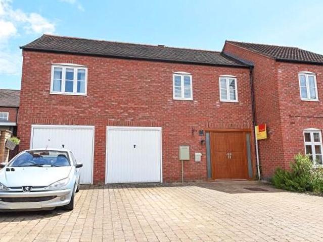 2 Bedroom End Of Terrace House To Rent In Melrose Court, Banbury, OX16