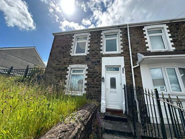 2 Bedroom End Of Terrace House To Rent In Peniel Green Road Llansamlet, Swansea, SA7