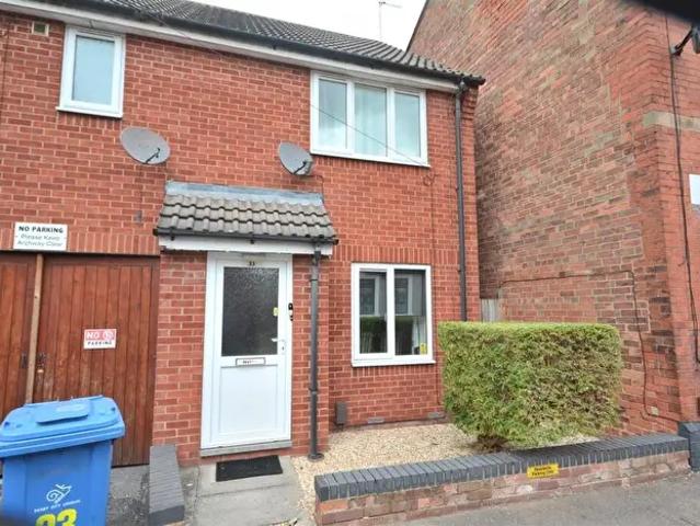 2 Bedroom End Of Terrace House To Rent In Peel Street Derby, DE22