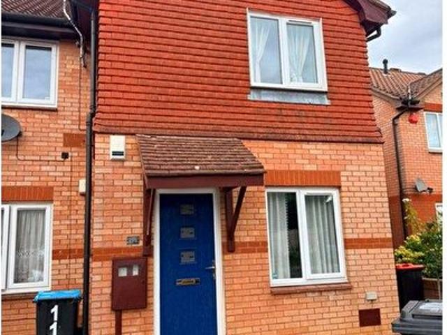 2 Bedroom End Of Terrace House To Rent In Pettingrew Close, Milton Keynes, MK7
