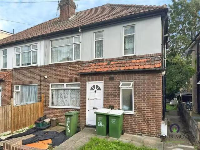 2 bedroom End Terrace Flat to rent, Holly Hill Road, Erith, DA.