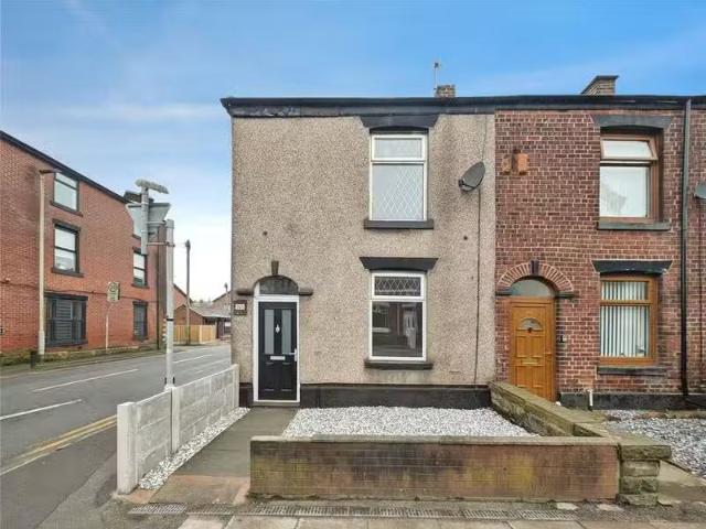 2 bedroom End Terrace House to rent, Ainsworth Road, Radcliffe.