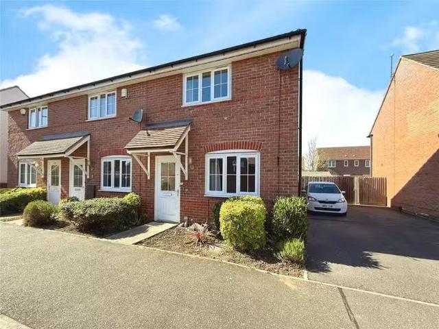2 bedroom End Terrace House to rent, Otho Way, North Hykeham.