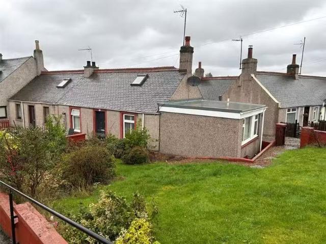 2 bedroom End Terrace House to rent, Piccadilly, Montrose, DD1.
