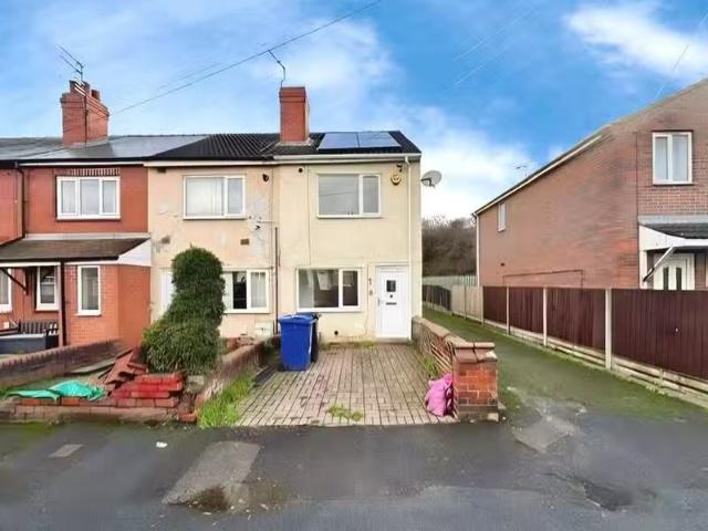 2 bedroom End Terrace House to rent, Riviera Mount, Doncaster.