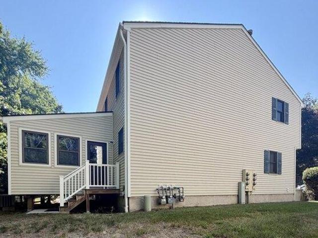 2 bedroom, Enfield CT 06082 105144530