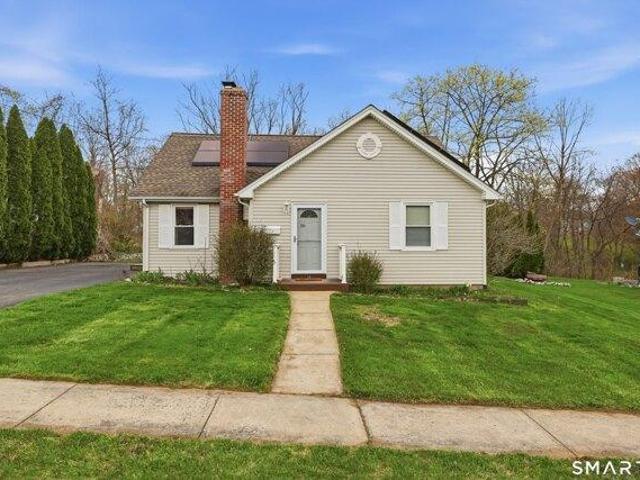 2 bedroom, Enfield CT 06082 LS103069475