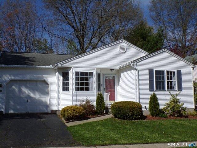 2 bedroom, Enfield CT 06082 LS103070120