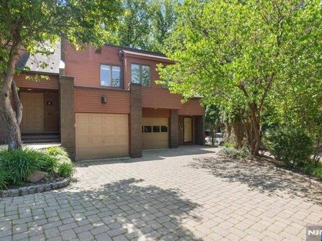 2 bedroom, Englewood NJ 07631 103624726