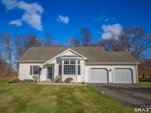 2 bedroom, East Windsor CT 06016 102442574