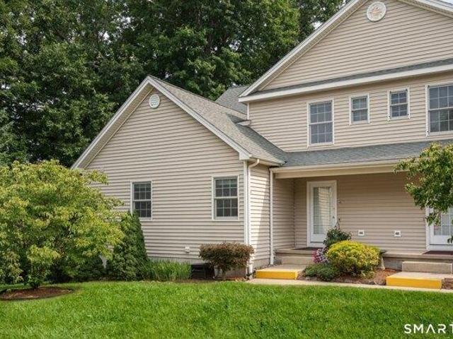 2 bedroom, East Windsor CT 06016 104790529