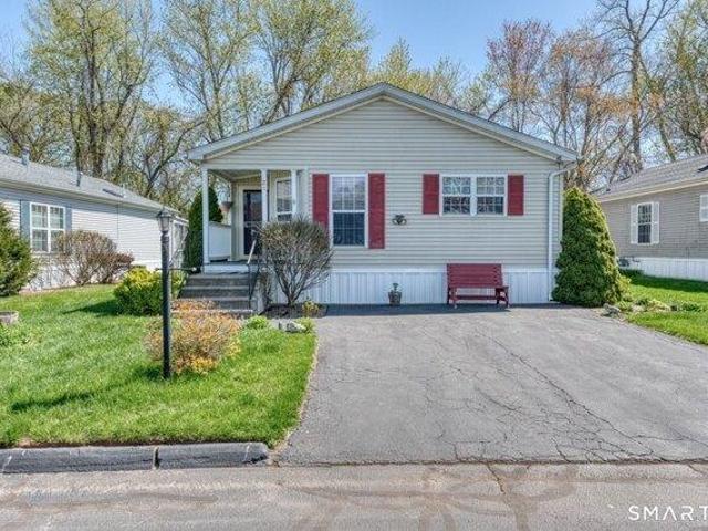 2 bedroom, East Windsor CT 06088 LS102779140