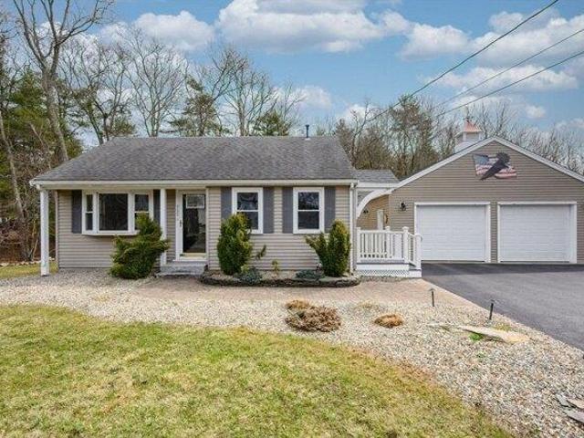 2 bedroom, East Bridgewater MA 02333 102708563