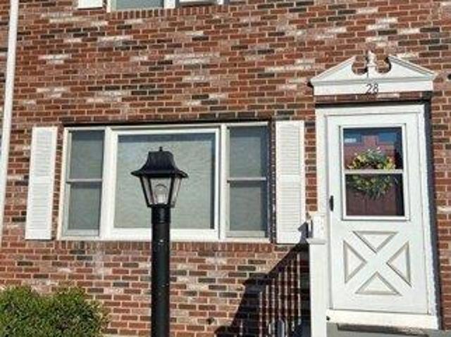 2 bedroom, East Bridgewater MA 02333 103622383