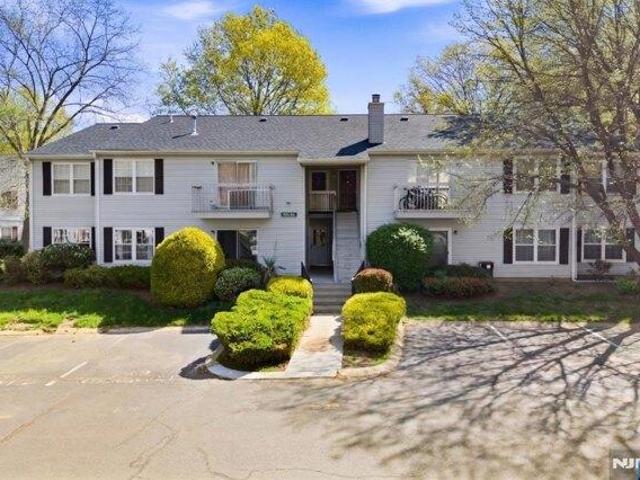 2 bedroom, East Brunswick NJ 08816 102284944