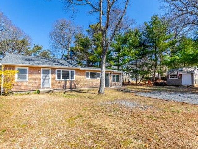 2 bedroom, East Falmouth MA 02536 101856919