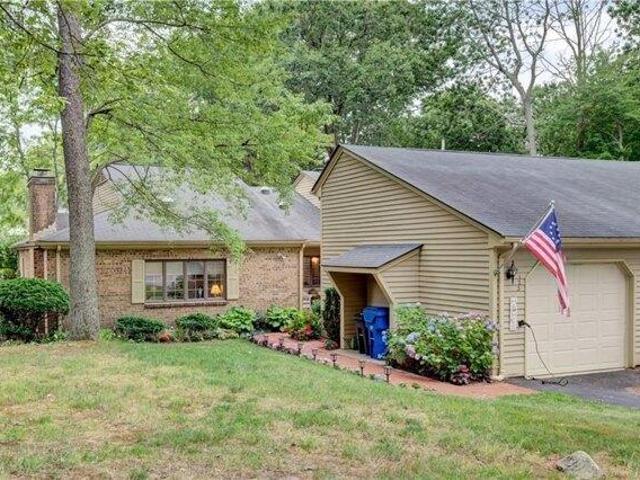 2 bedroom, East Greenwich RI 02818 104687050