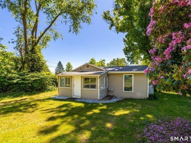 2 bedroom, East Hampton CT 06424 104150903