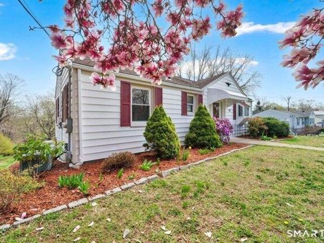 2 bedroom, East Haven CT 06512 LS101999271