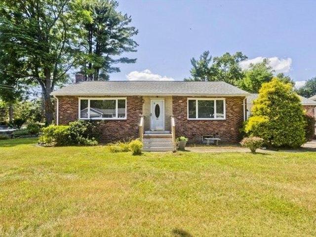 2 bedroom, East Longmeadow MA 01028 104807885