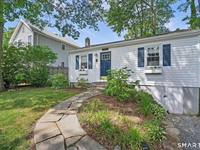 2 bedroom, East Lyme CT 06357 LS102445230