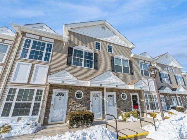 2 bedroom, East Meadow NY 11554 LS101801914