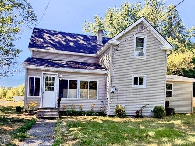2 bedroom, East Millinocket ME 04430 102256021