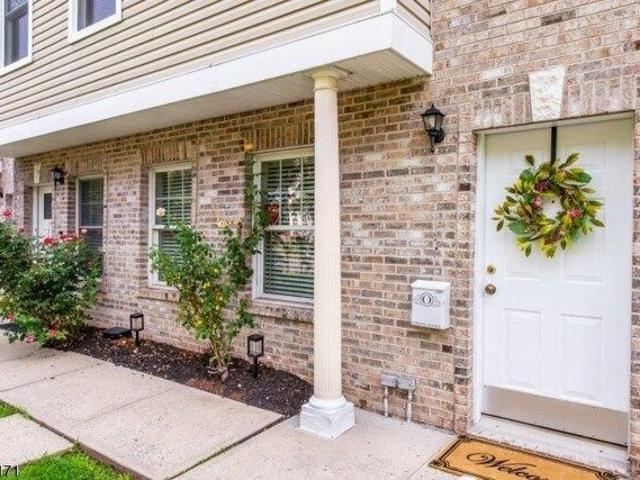 2 bedroom, East Orange NJ 07018 105122927