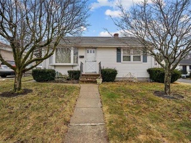 2 bedroom, East Providence RI 02914 LS102778210