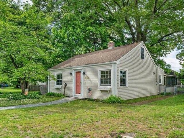 2 bedroom, East Providence RI 02915 LS102724750