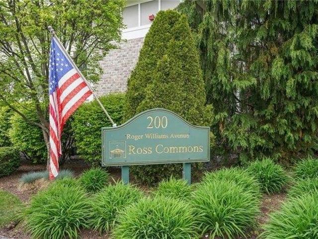 2 bedroom, East Providence RI 02916 102823446