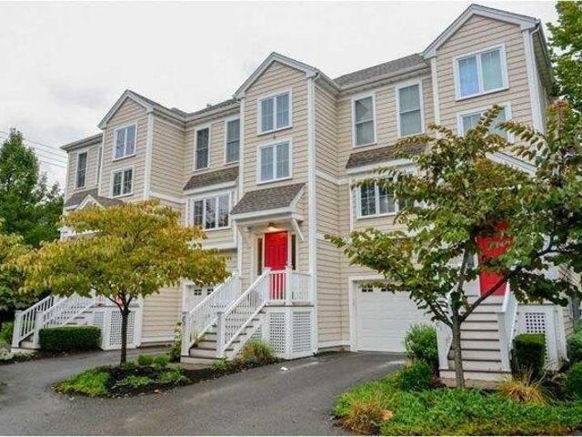 2 bedroom, East Providence RI 02916 104332329