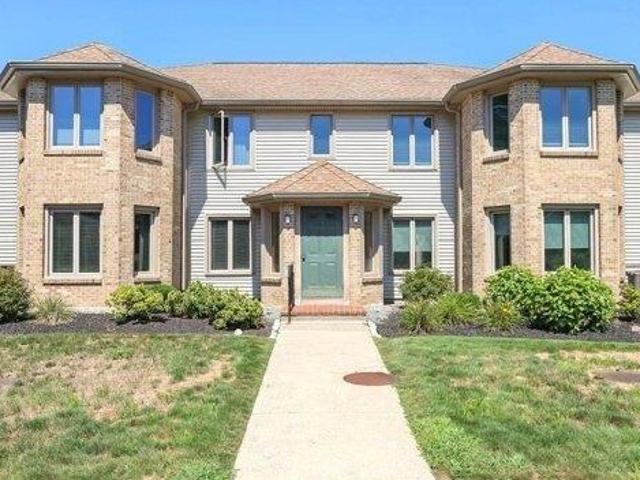 2 bedroom, Easton MA 02334 105059044