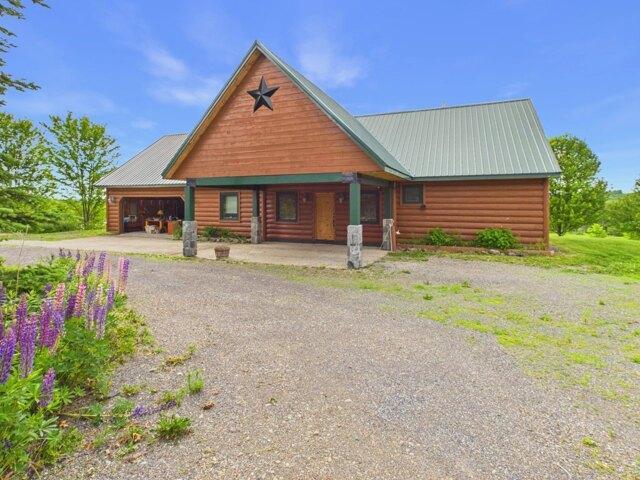 2 bedroom, Easton ME 04740 104833725