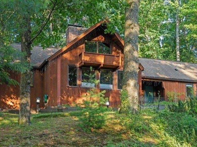 2 bedroom, Easthampton MA 01027 104570726