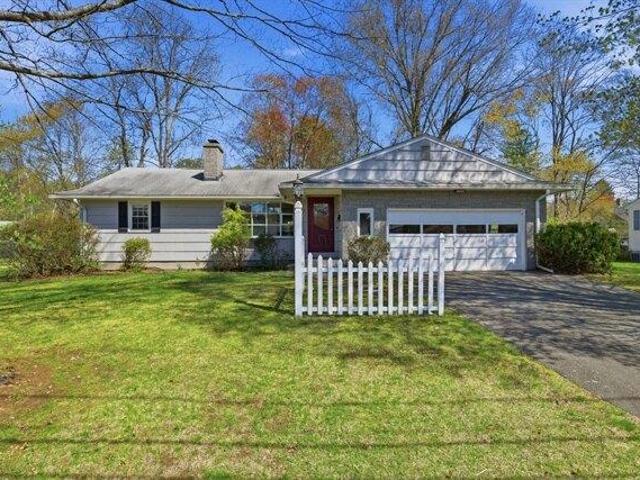 2 bedroom, Easthampton MA 01027 LS102212871
