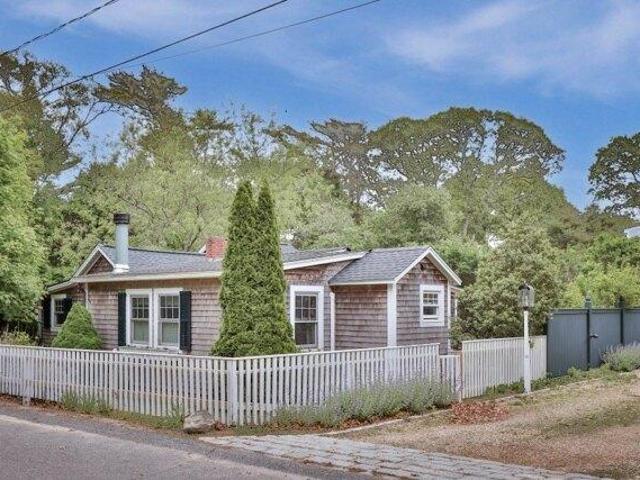 2 bedroom, Edgartown MA 02539 104190662