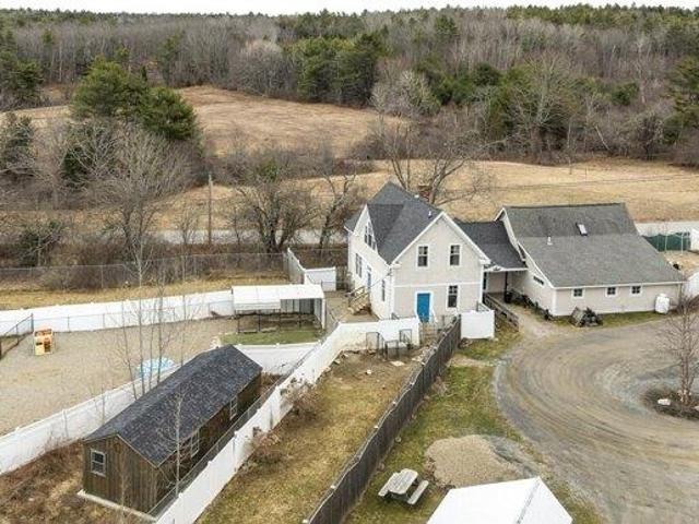 2 bedroom, Edgecomb ME 04556 104810425