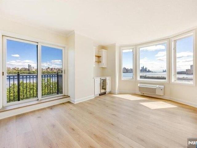 2 bedroom, Edgewater NJ 07020 103186253