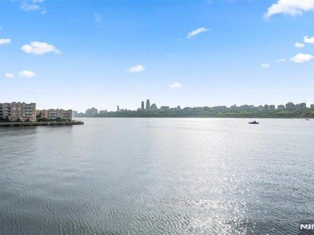 2 bedroom, Edgewater NJ 07020 104603973