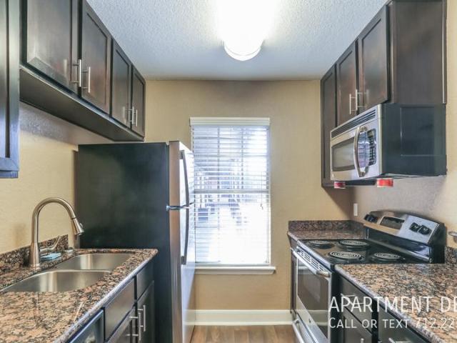 2 bedroom, El Lago TX 77586 77320793