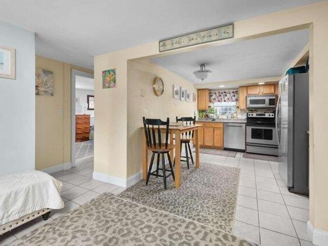 2 bedroom, Eliot ME 03903 104688174