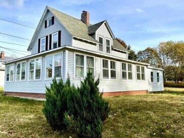 2 bedroom, Ellsworth ME 04605 105093305