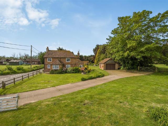 2 bedroom equestrian facility for sale