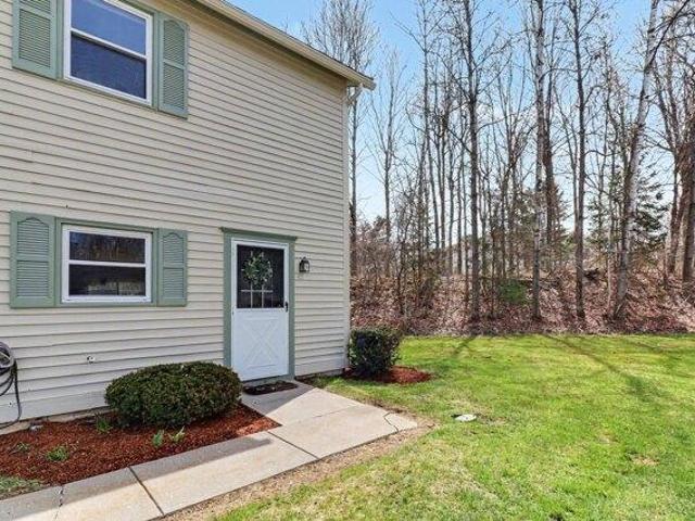 2 bedroom, Essex Junction VT 05452 103160899