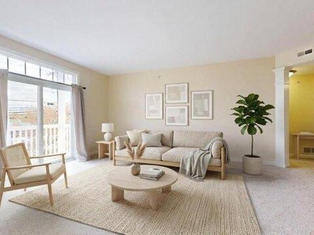 2 bedroom, Essex Junction VT 05452 103440537