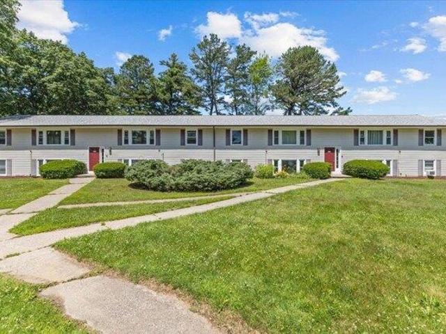 2 bedroom, Essex VT 05452 104790556