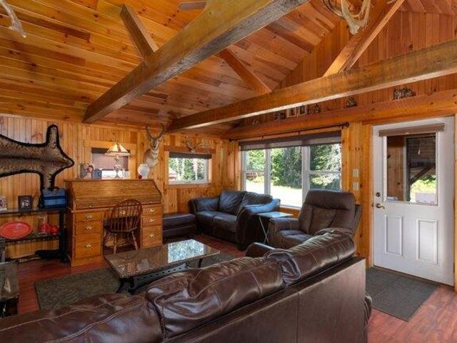 2 bedroom, Eustis ME 04936 103666175
