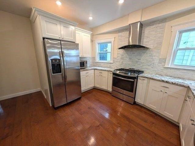 2 bedroom, Everett MA 02149 105559525