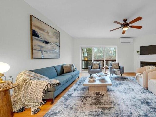 2 bedroom, Exeter NH 03833 104262410